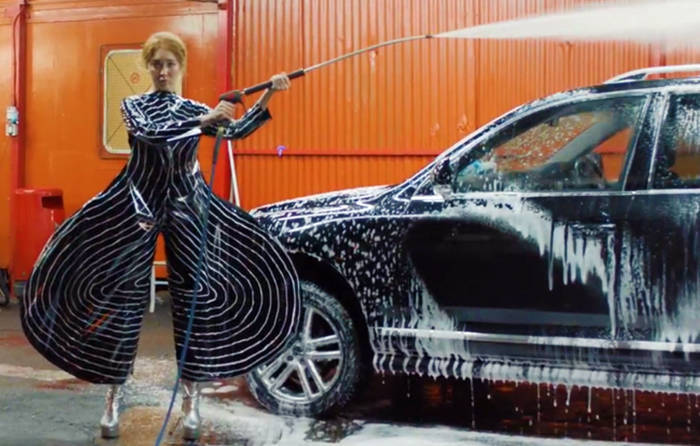 Slender Bodies | NOWNESS