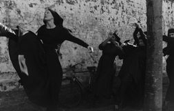 Yohji Yamamoto 1983–2016 | NOWNESS