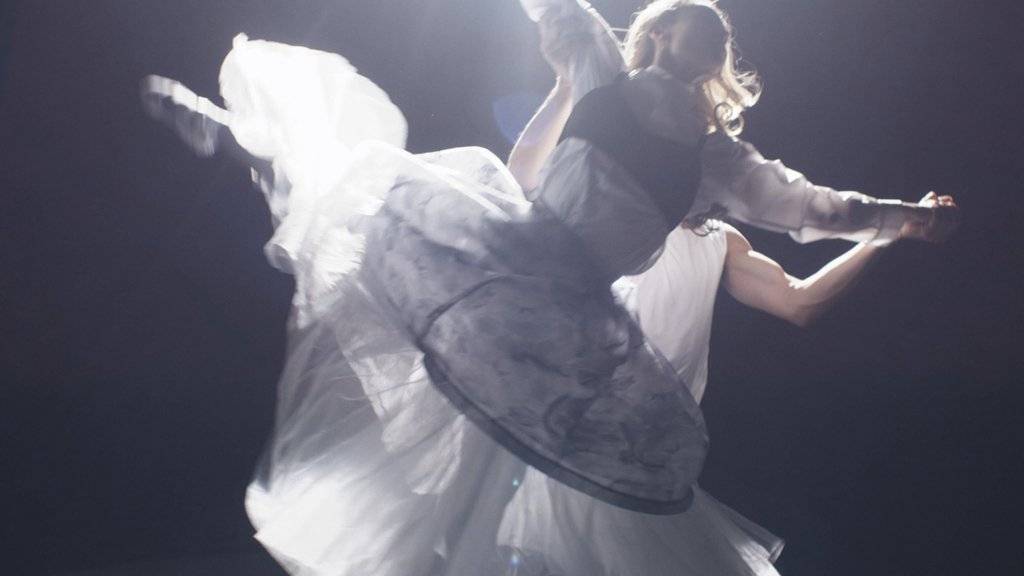 Platonic Love Dance | NOWNESS