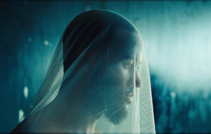 Hold Deg Rolig Og Elsk Sawyer Hartman LoveSick: HOWLS | NOWNESS