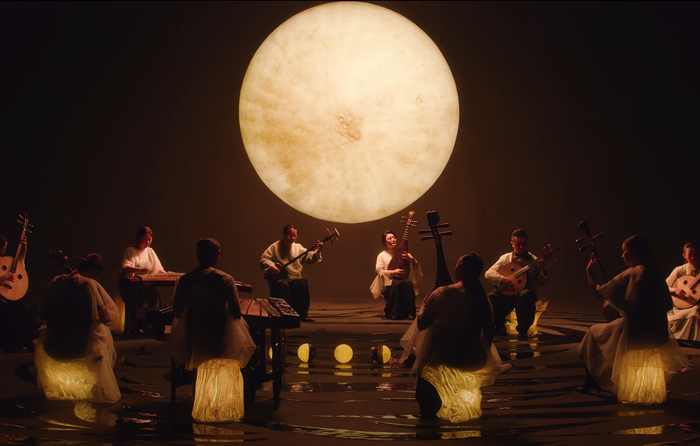 Hong Kong Chinese Orchestra: 追月 Moon Chaser | NOWNESS